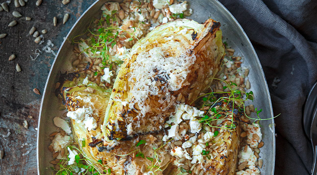 Grillad spetskål med två sorters ost - Viivilla SE